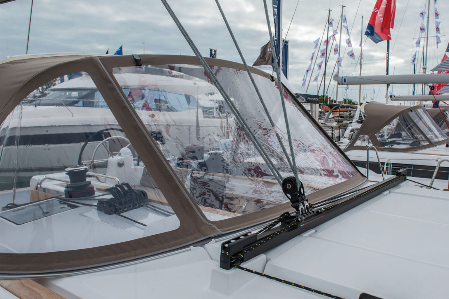 Trouver la protection sur-mesure de votre bateau | NVequipment