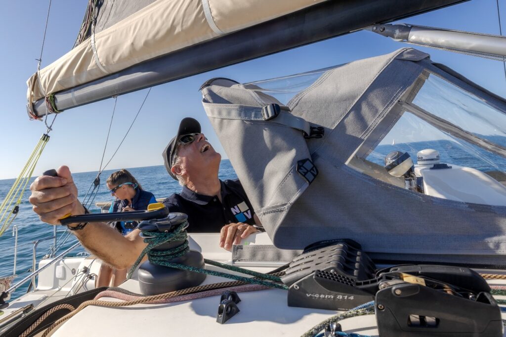 Universal Companionway Sprayhood for Sailing boat | NVequipment