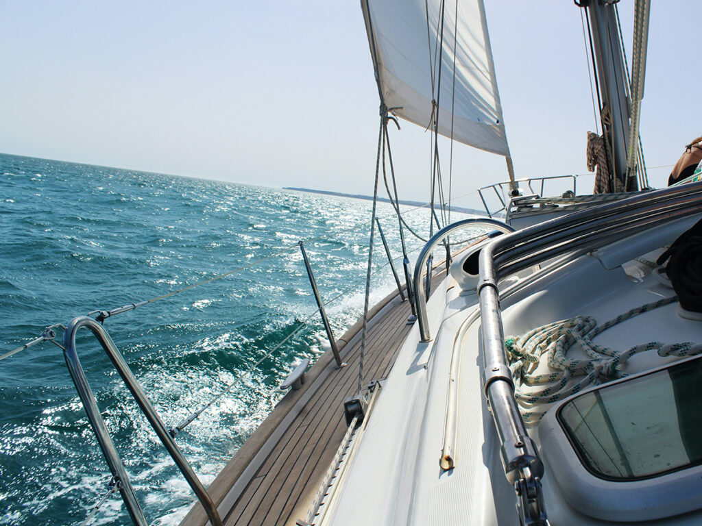 Universal Sun protection for Sailing boat | NVequipment